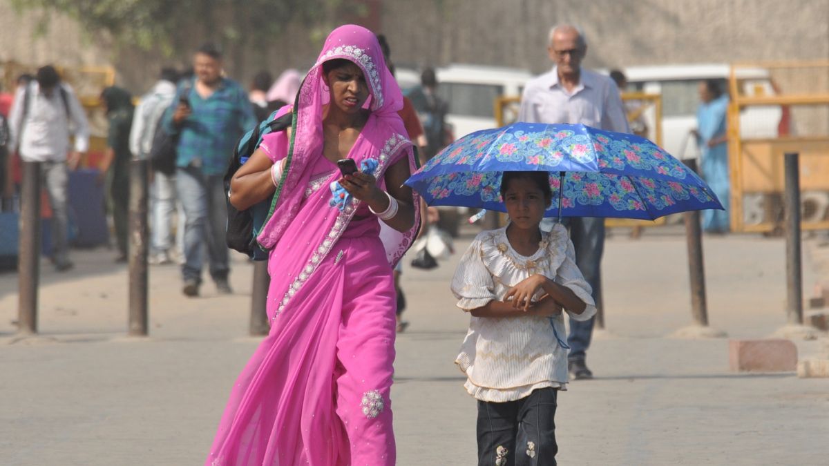 Delhi Heatwave: रेड अलर्ट के बीच दिल्लीवासियों ने महसूस की 50.8 डिग्री की गर्मी, IMD ने दिया ...